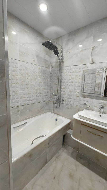 3х комнатная, 110 кв. 137 000$. Ц-12. Лабзак. Шайхантахур (РА158290)