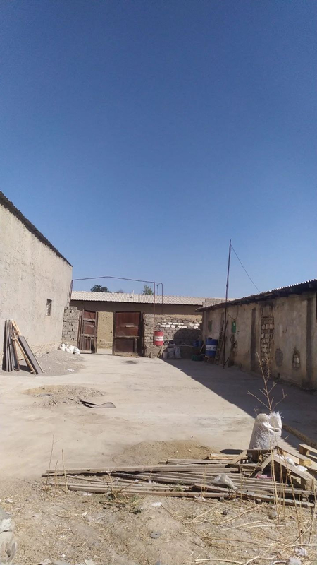 Yengi ozbekistonda tarafda uy sotiladu
