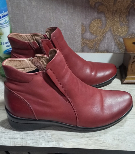 Ботинки женские кожанные