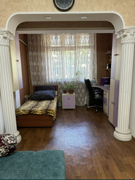 Продаётся Юнусобод 6, 2/2/4