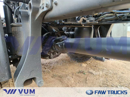 Седельный тягач FAW 4х2 CNG Метан подушка