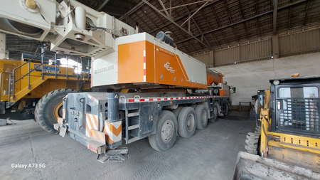 Продаеться новый авто кран 110 тон. Zoomlion