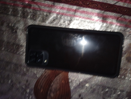 Samsung A12 kafolati bilan