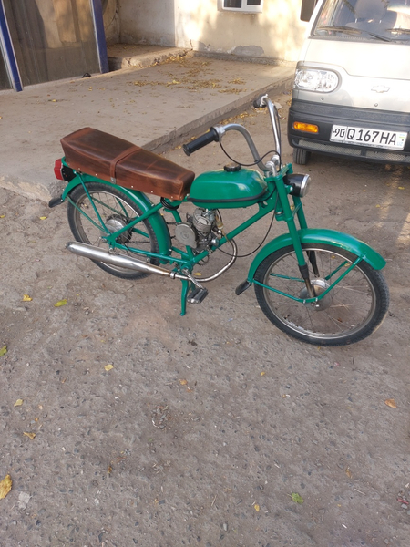 Motorka sotiradi