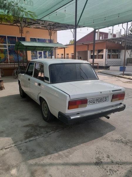 2107 Vaz2007 yil ideal bir qol Damazga barter bor bor