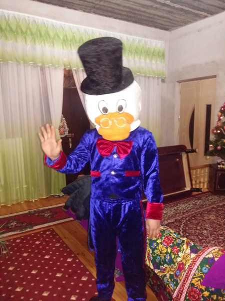 Maskarad kiyimlari. Mikki mouse va Duck