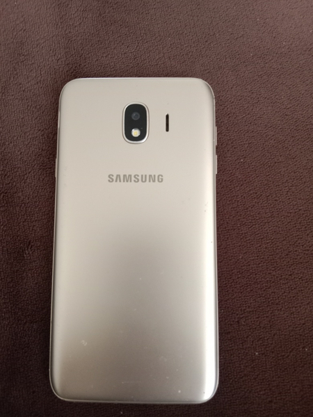 Samsung       J4