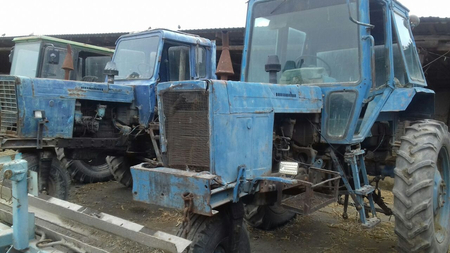 Traktor 80 mtz sotiladi