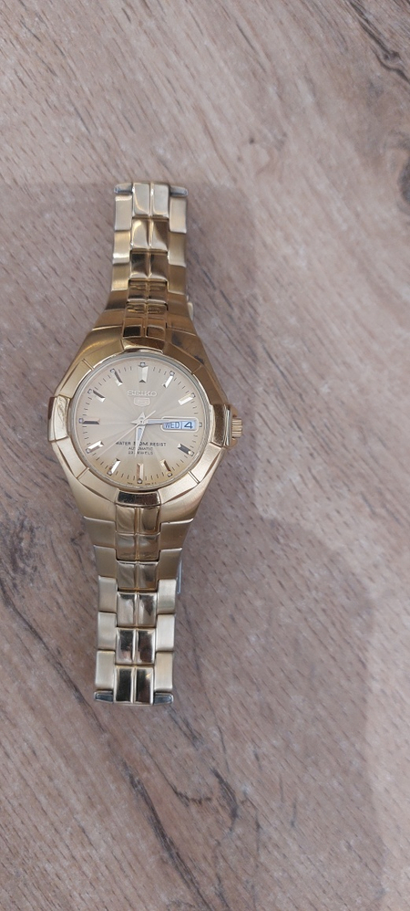Цыси SEIKO 5, механика автаподзавод, водоустойчивие до 5 атмосфер.