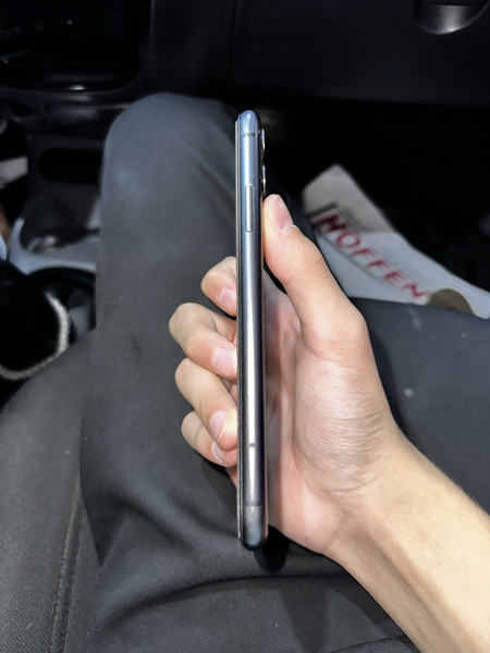 iPhone 11 bleck sarapina yo