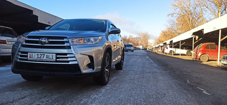 Toyota Highlander 3 поколение 2018 год
