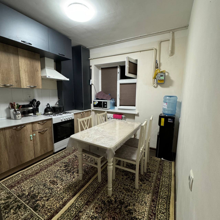 срочно сергели- 8 худуд 76 чи дом,2 хона 57/58 квадрат тоза уй,50.300$