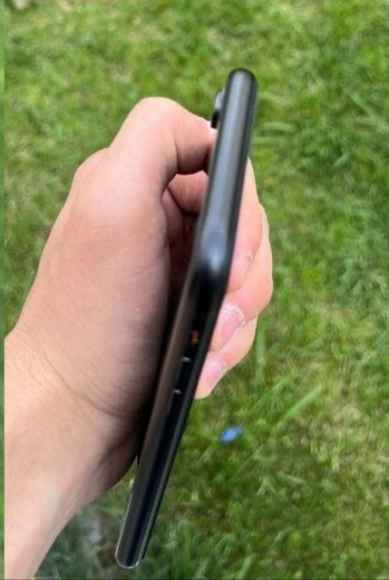 Iphone XR sotiladi