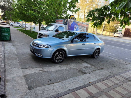 Gentra 2015 1 evro / gaz-benzin