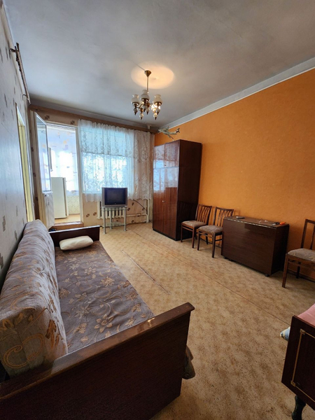 Продаю свою 1 комнату, Лисунова, Авиасозлар 4. М. Бекат 2.