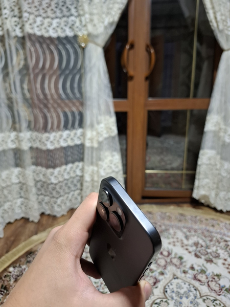 iPhone 15 Pro Black