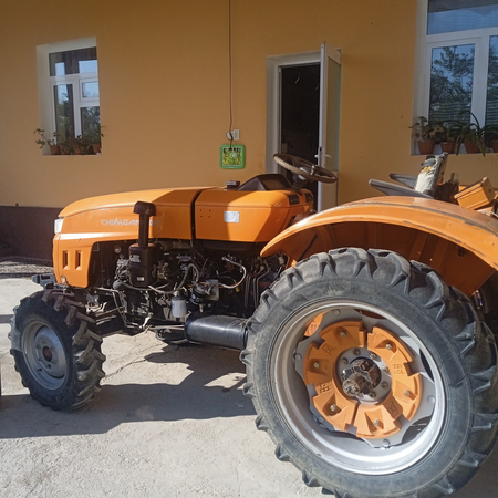 Chimgan 404traktor