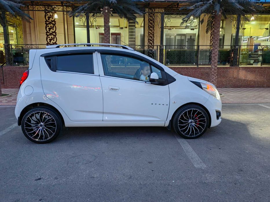 Chevrolet Spark  2017 год пробег 150.000 км в хорошем состоянии!