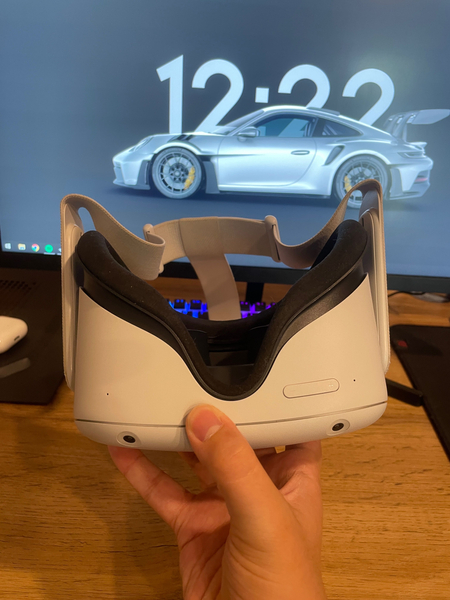 Oculus Quest 2 64 gb + игры (стоит $100)