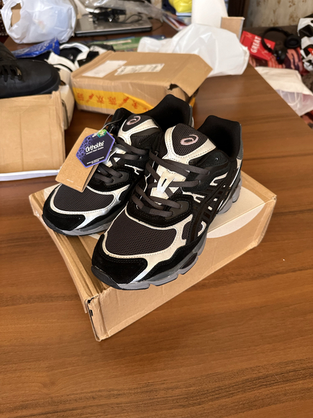 Кроссовки Asics Gel-Nyc