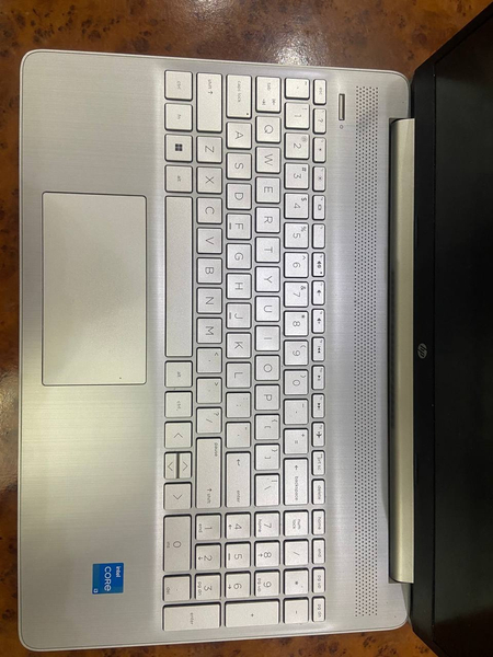 HP Intel Core i3
8/256
Ko’p iwlatilmagan
Aaaa
Ssss
Aaa
