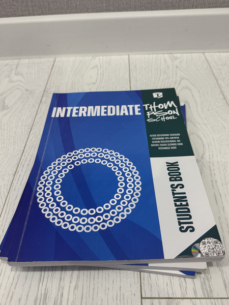 Книги новые Thompson Intermediate