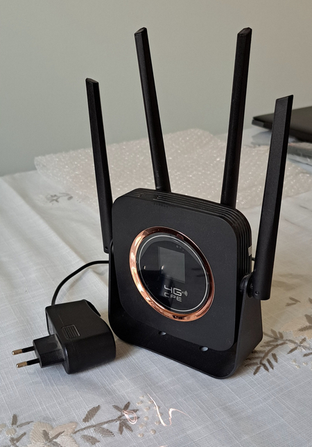 Продается 4G Вайфай роуртер на симкарте