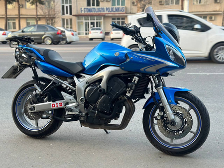Продаю не спеша Yamaha fz600s2
