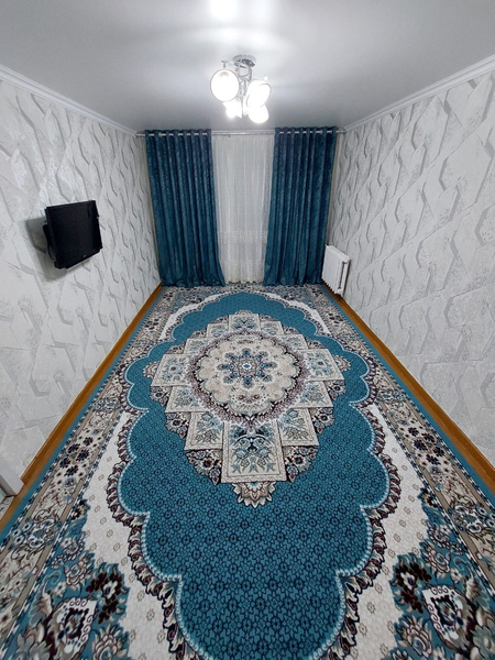 Продам чиланзар 25. Одна комнатная. Балкон 1*6