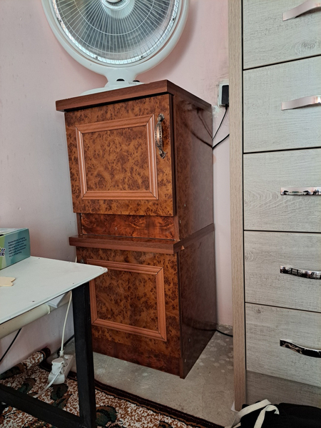 Mebellar sotiladi yaxshi holatda