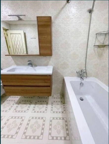 Ц-1 Продаётся 3/2/4 Долчи италия срочна