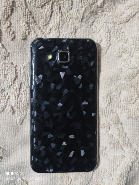 Samsung galaxy j 5 arzon