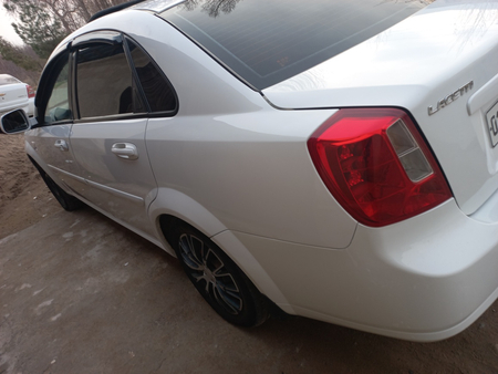 Ласетти 2009 автомат 1.8