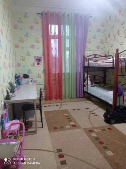 Шота Руставелида 3/4/4 кВ сотилади кирпич раздельно+мебел 82м2