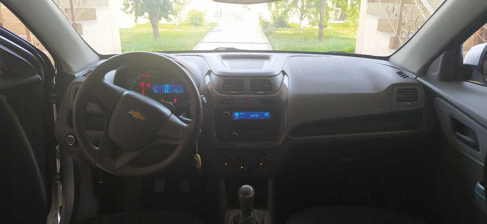 Chevrolet Cobalt sotiladi