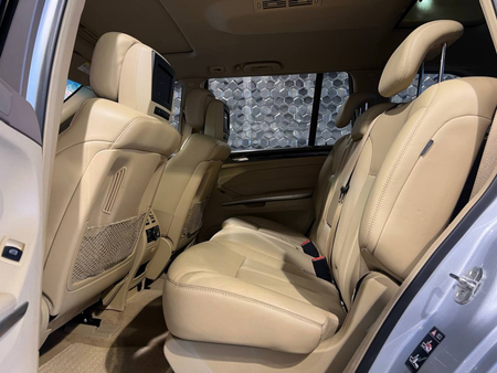 Mercedes-Benz GL500
