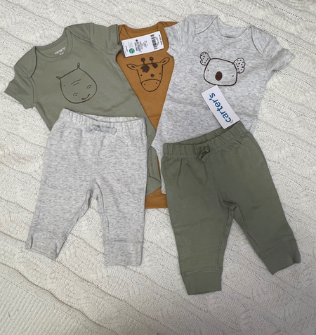 Carters набор на 3 месяца три Боди и две пары штанишек
