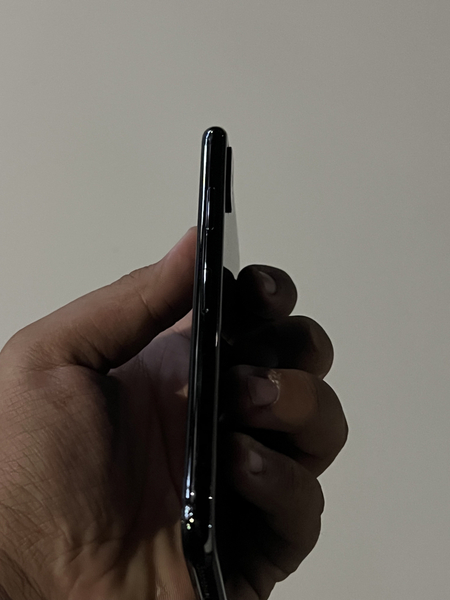 Iphone x sotiladi holati ideall