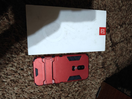 Продам oneplus 6 6/64gb