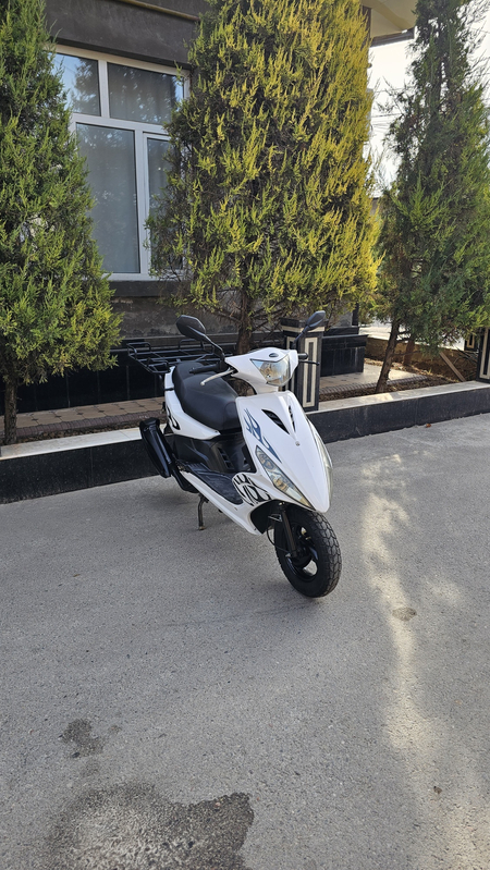Продам скутер RS спорт в отличном состоянии