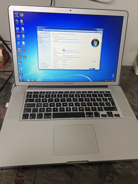 Mac book Pro 15.6