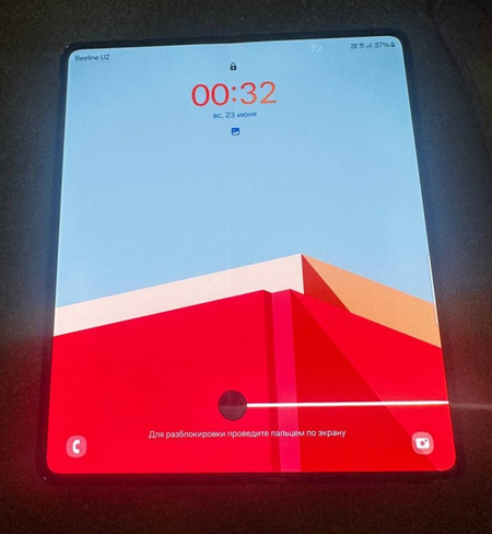 Продаю телефон Galaxy Z Fold 4