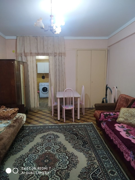 Юнусабад 10 квартал 3/5/10  500 у.е.