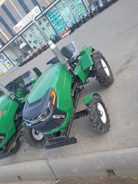 Zubr 201 tractor