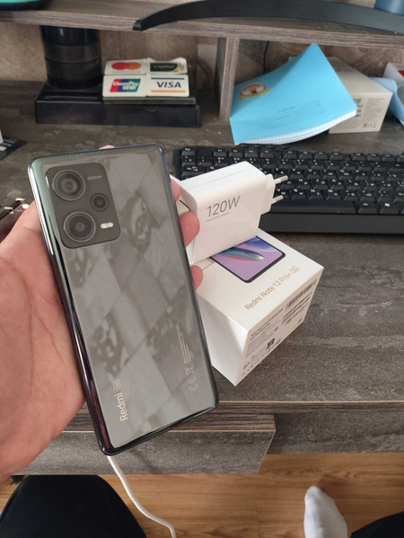 Redmi note 12 Pro Plus + 8/256 c кор и доку... в идеальном сос..