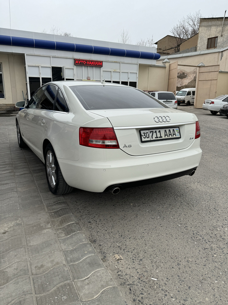Продаётся Audi A6 2006 года, дубайский вариант