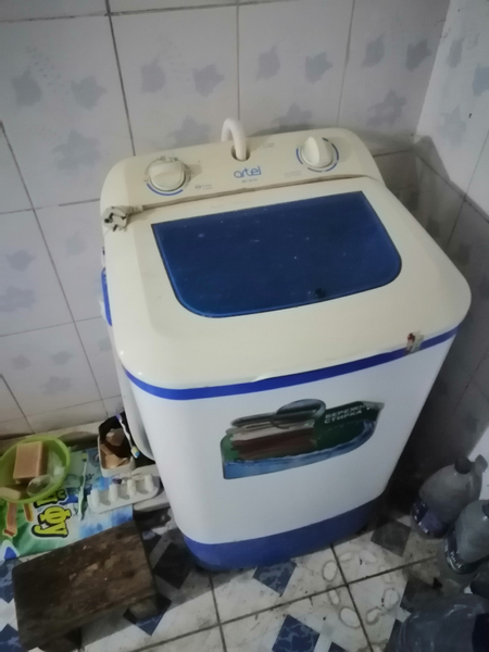 Стиралная машина. Полуавтомат.