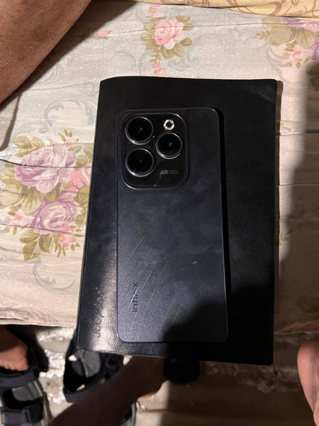 Infinix hot 40 pro