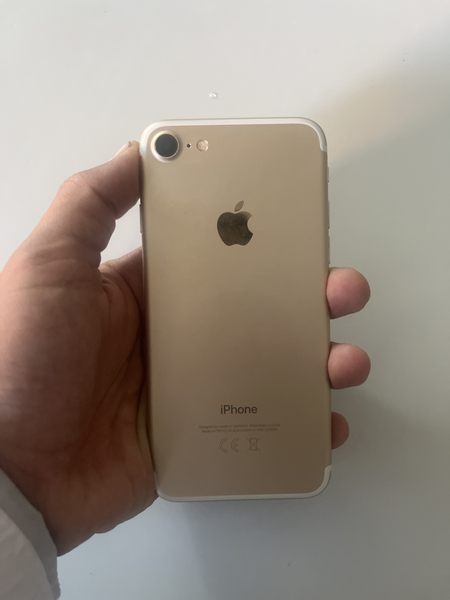 iphone 7 sotiladi