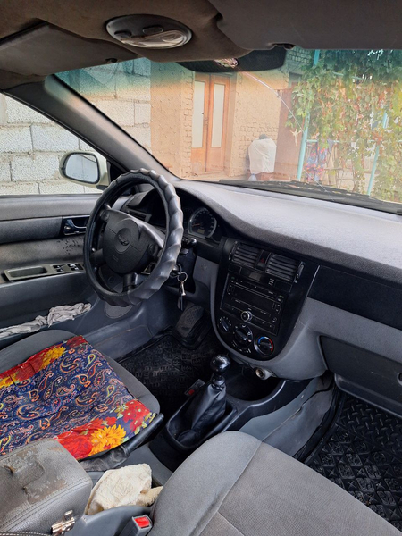 Продам автомобиль lacetti